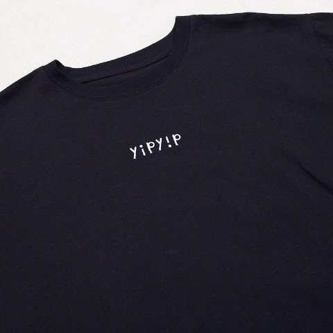 【yipyip new】ロゴTシャツ / vvstore