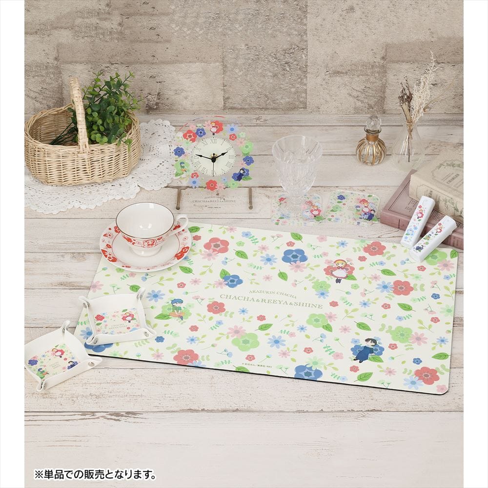 【赤ずきんチャチャ】チャチャ＆リーヤ（変身前）＆しいね Botania マルチデスクマット / vvstore